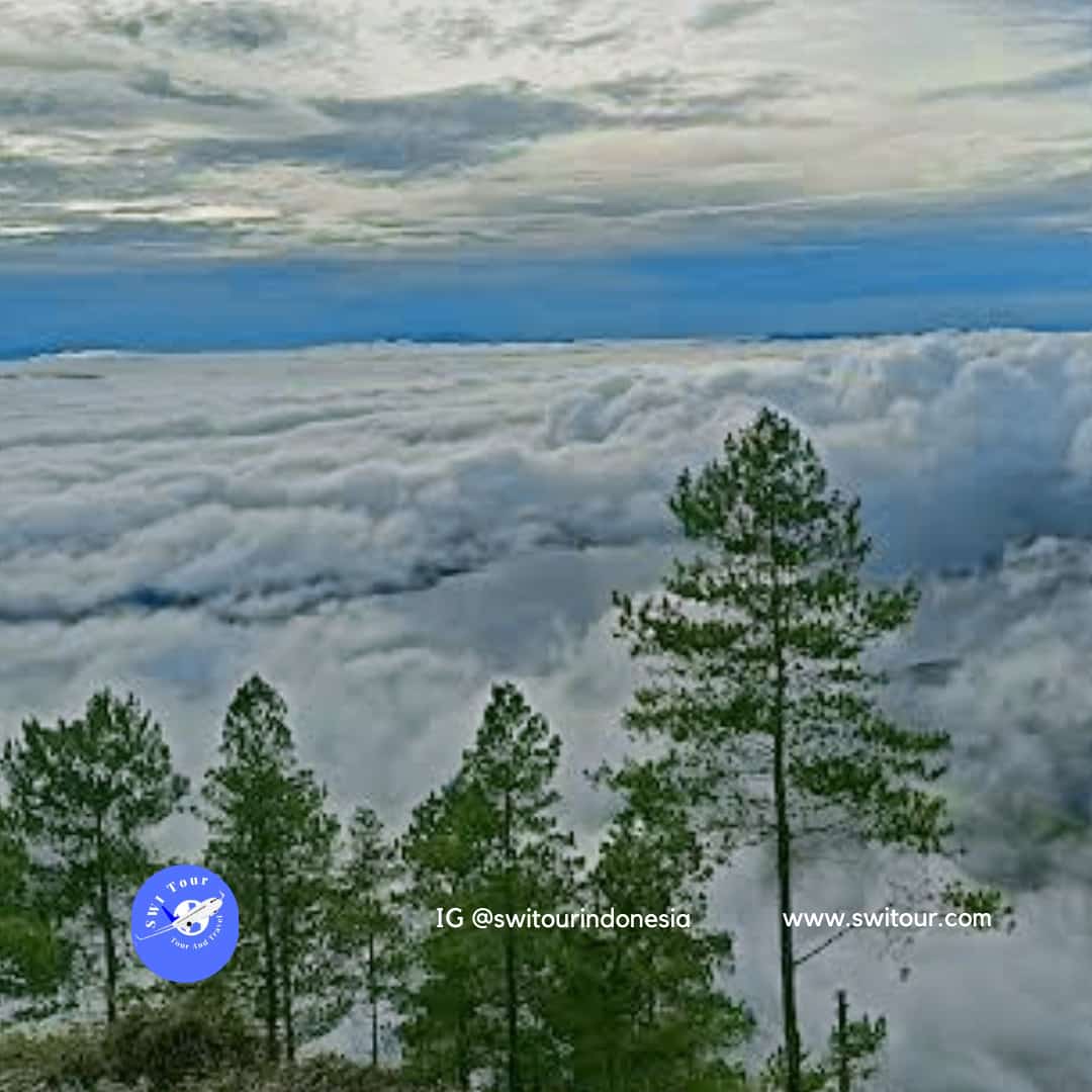 Lake Toba & Medan Tour Package 5 Days 4 Nights: Berastagi, Samosir ...