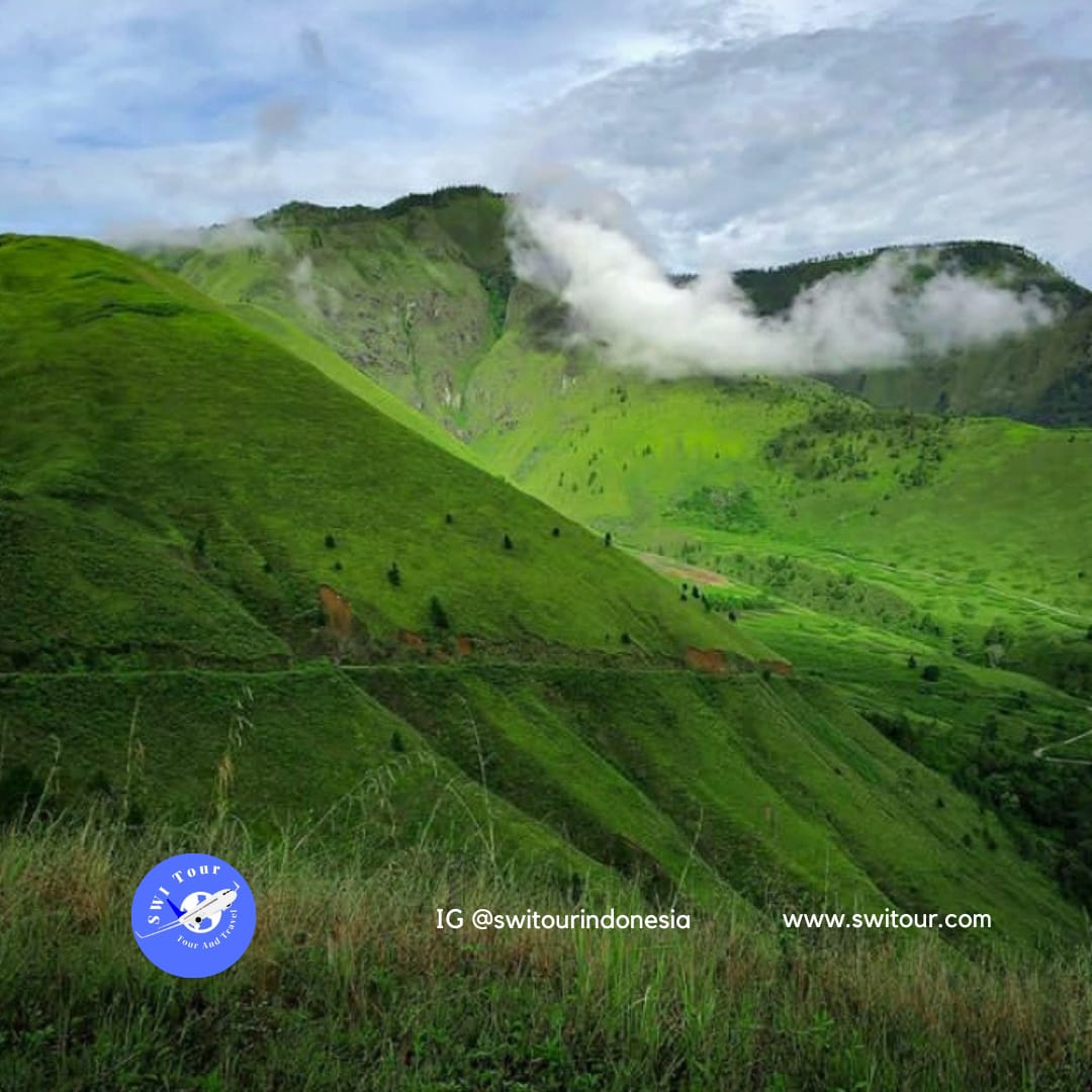 Hiking Mount Sibayak Sunrise Trekking Package & Lake Toba Medan Tour ...