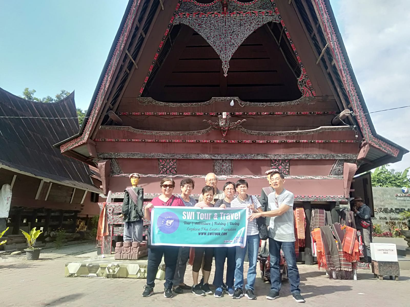 Lake Toba & Medan Tour Package 5 Days 4 Nights: Berastagi, Samosir ...